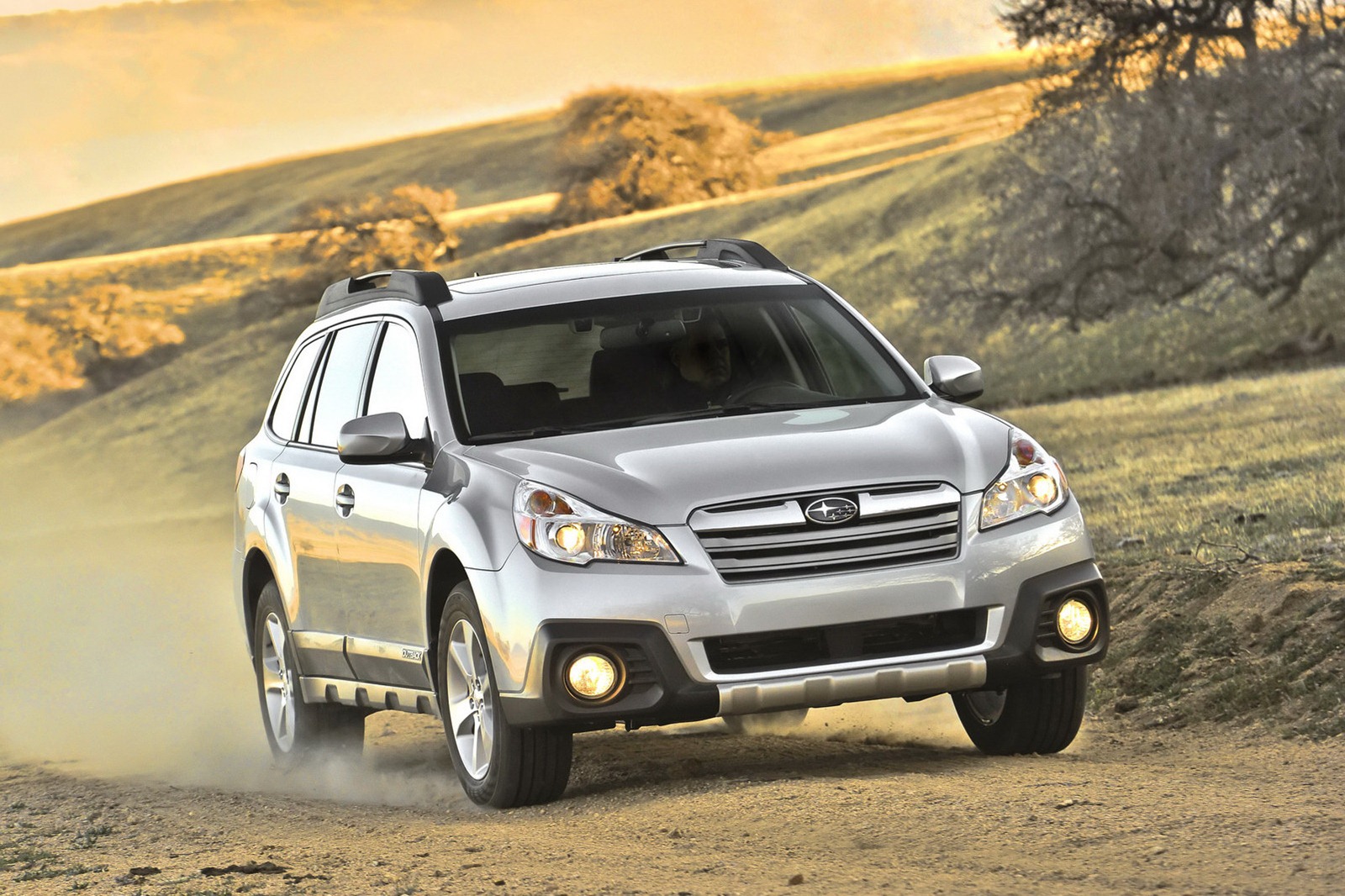 Subaru Outback Facelift 2012 - Subaru - Autopareri
